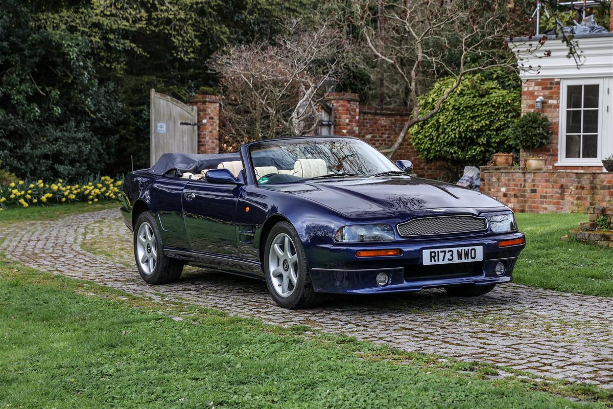 Aston Martin+V8 Volante