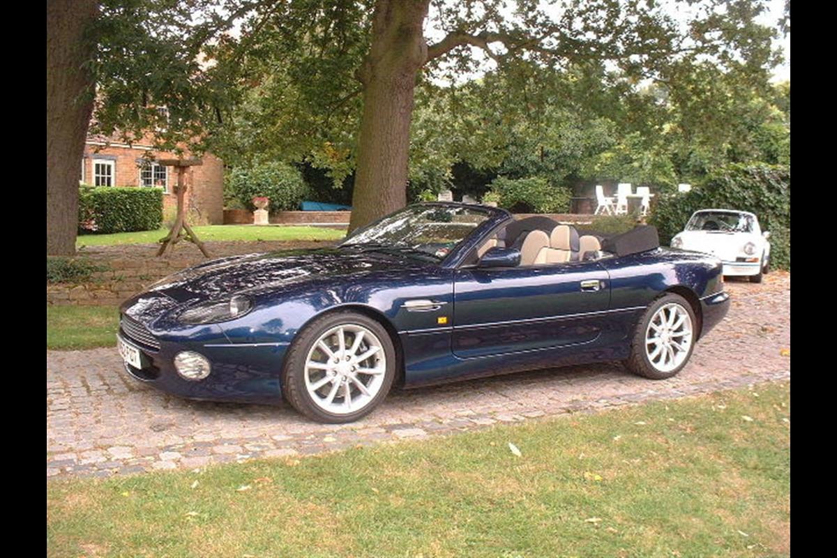 Aston Martin+DB7